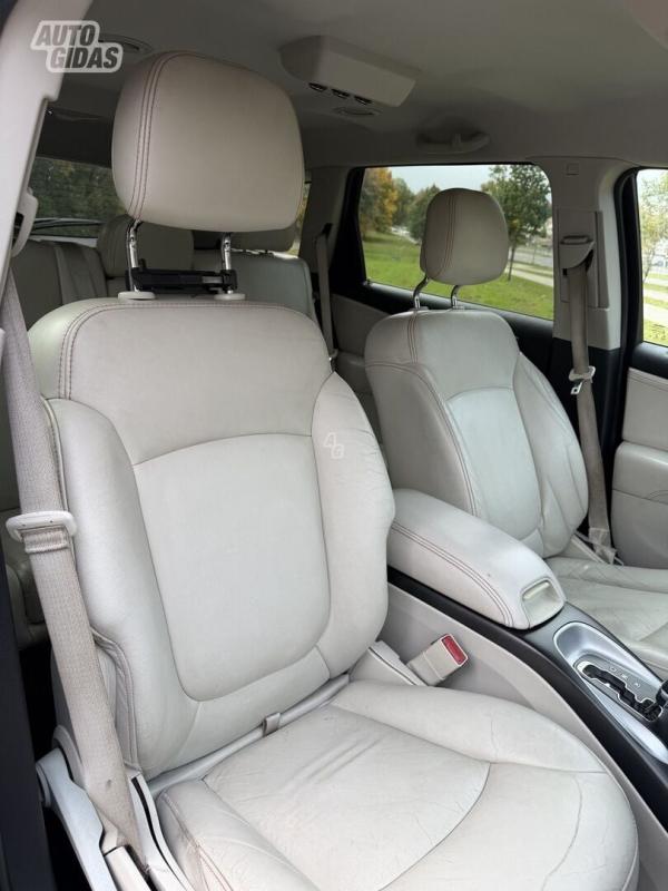 Fiat Freemont 2014 in Vilnius, with an engine capacity of 2.00 L and mileage of 227 thousand km for 4400 €, photo 10 on AUTOMOTO.COM.LV