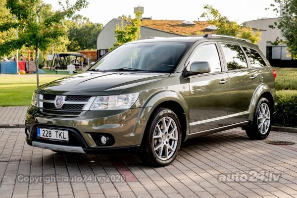 Zaļš Fiat Freemont 2013 Pērnava, ar dzinēja tilpumu 2.00 L un nobraukumu 145 tūkst. km par 7590 €, foto 4 vietnē AUTOMOTO.COM.LV