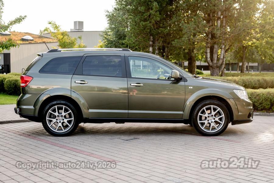Zaļš Fiat Freemont 2013 Pērnava, ar dzinēja tilpumu 2.00 L un nobraukumu 145 tūkst. km par 7590 €, foto 9 vietnē AUTOMOTO.COM.LV