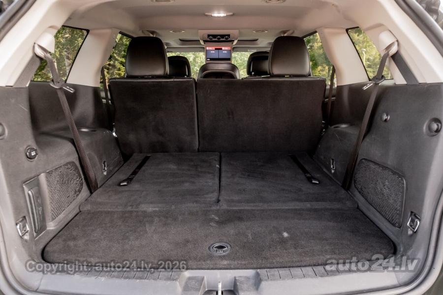 Zaļš Fiat Freemont 2013 Pērnava, ar dzinēja tilpumu 2.00 L un nobraukumu 145 tūkst. km par 7590 €, foto 21 vietnē AUTOMOTO.COM.LV