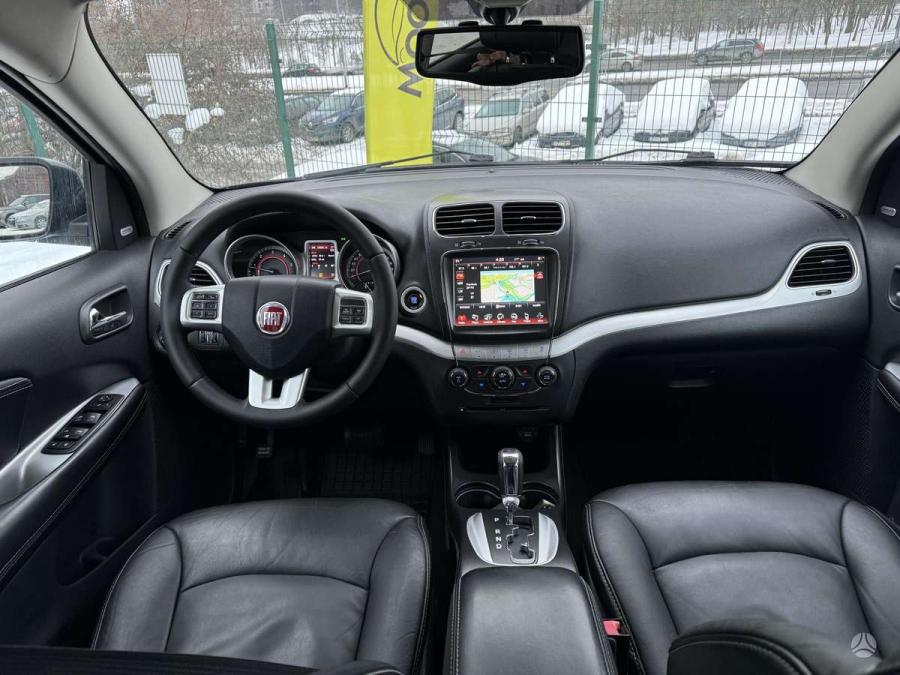 Pelēks Fiat Freemont 2013 Viļņa, ar dzinēja tilpumu 1.96 L un nobraukumu 400 tūkst. km par 4500 €, foto 15 vietnē AUTOMOTO.COM.LV