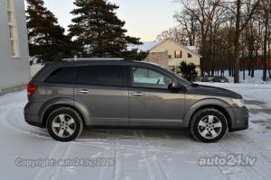 Grey Fiat Freemont 2013 in Tartu, with an engine capacity of 2.00 L and mileage of 323 thousand km for 5990 €, photo 8 on AUTOMOTO.COM.LV