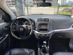 Grey Fiat Freemont 2013 in Talsi, with an engine capacity of 2.00 L and mileage of 271 thousand km for 5300 €, photo 8 on AUTOMOTO.COM.LV