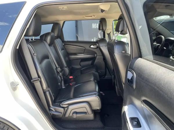 Pelēks Fiat Freemont 2013 Talsi, ar dzinēja tilpumu 2.00 L un nobraukumu 271 tūkst. km par 5300 €, foto 8 vietnē AUTOMOTO.COM.LV