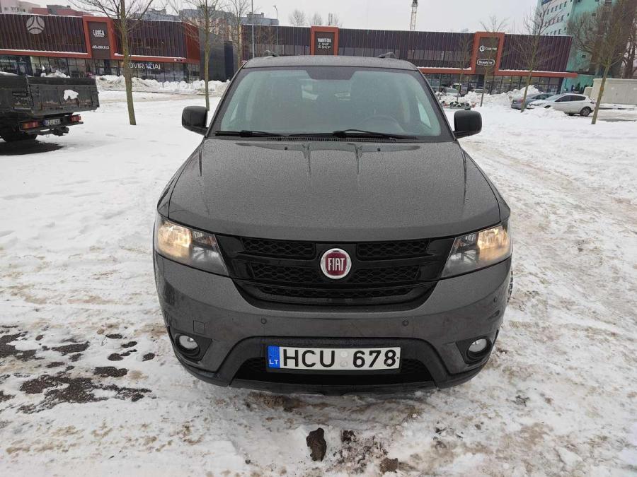 Pelēks Fiat Freemont 2014 Klaipėda, ar dzinēja tilpumu 3.61 L un nobraukumu 153 tūkst. km par 11000 €, foto 8 vietnē AUTOMOTO.COM.LV