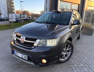 Pelēks Fiat Freemont 2014 Tallina, ar dzinēja tilpumu 2.00 L un nobraukumu 205 tūkst. km par 5500 €, foto 4 vietnē AUTOMOTO.COM.LV