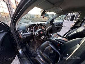 Pelēks Fiat Freemont 2014 Tallina, ar dzinēja tilpumu 2.00 L un nobraukumu 205 tūkst. km par 5500 €, foto 14 vietnē AUTOMOTO.COM.LV