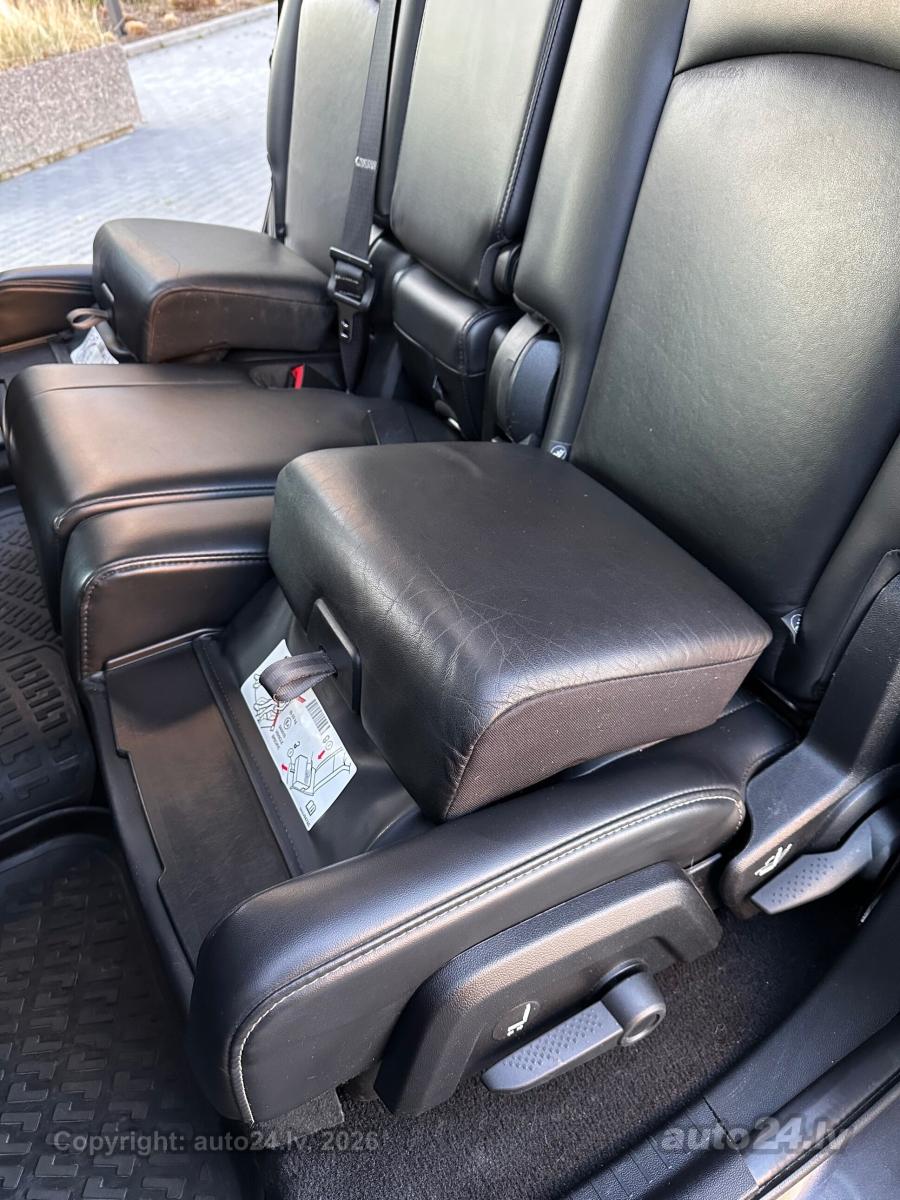 Grey Fiat Freemont 2014 in Tallinn, with an engine capacity of 2.00 L and mileage of 203 thousand km for 4990 €, photo 30 on AUTOMOTO.COM.LV