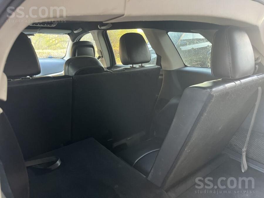 Grey Fiat Freemont 2011 in Tukums, with an engine capacity of 2.00 L and mileage of 304 thousand km for 3200 €, photo 8 on AUTOMOTO.COM.LV
