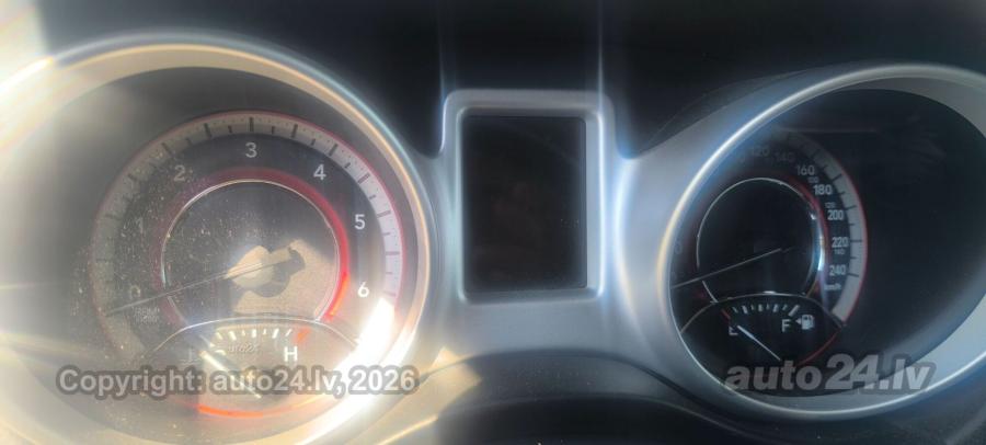 Pelēks Fiat Freemont 2012 Tallina, ar dzinēja tilpumu 2.00 L un nobraukumu 263 tūkst. km par 3500 €, foto 6 vietnē AUTOMOTO.COM.LV