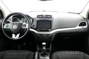 Pelēks Fiat Freemont 2012 Tallina, ar dzinēja tilpumu 2.00 L un nobraukumu 269 tūkst. km par 2999 €, foto 6 vietnē AUTOMOTO.COM.LV