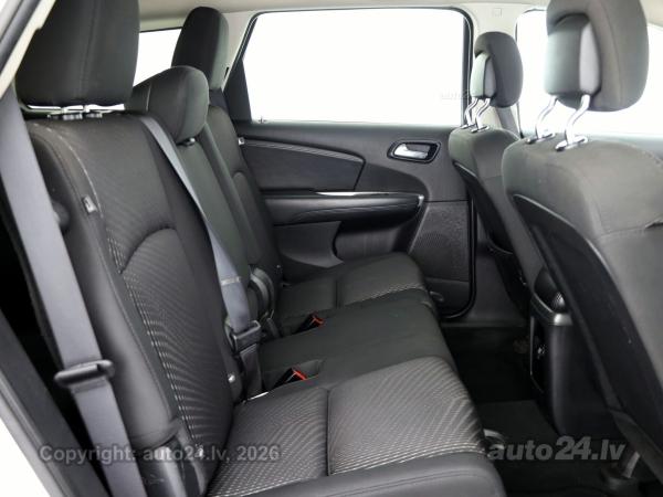 Серый Фиат Фримонт 2012 в Таллин, объемом двигателя 2.00 л и пробегом 269 тыс. км за 2999 €, фото 8 на AUTOMOTO.COM.LV