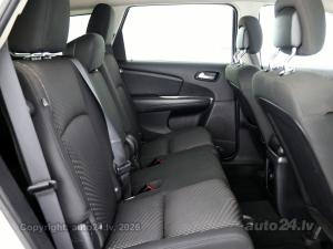 Pelēks Fiat Freemont 2012 Tallina, ar dzinēja tilpumu 2.00 L un nobraukumu 269 tūkst. km par 2999 €, foto 8 vietnē AUTOMOTO.COM.LV