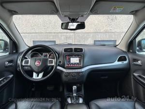 Pelēks Fiat Freemont 2013 Tallina, ar dzinēja tilpumu 2.00 L un nobraukumu 185 tūkst. km par 4999 €, foto 14 vietnē AUTOMOTO.COM.LV