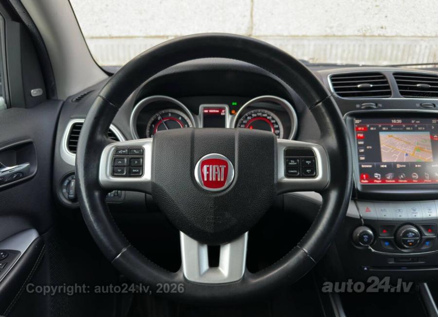 Pelēks Fiat Freemont 2013 Tallina, ar dzinēja tilpumu 2.00 L un nobraukumu 185 tūkst. km par 4999 €, foto 15 vietnē AUTOMOTO.COM.LV