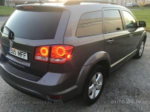 Pelēks Fiat Freemont 2014 Tartu, ar dzinēja tilpumu 2.00 L un nobraukumu 0 tūkst. km par 4600 €, foto 7 vietnē AUTOMOTO.COM.LV