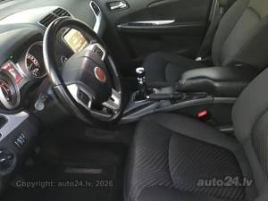 Pelēks Fiat Freemont 2014 Tartu, ar dzinēja tilpumu 2.00 L un nobraukumu 0 tūkst. km par 4600 €, foto 14 vietnē AUTOMOTO.COM.LV