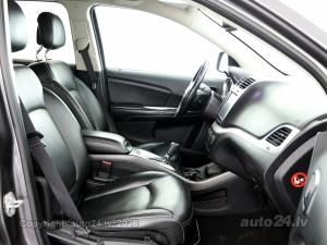 Pelēks Fiat Freemont 2014 Tallina, ar dzinēja tilpumu 2.00 L un nobraukumu 246 tūkst. km par 1599 €, foto 7 vietnē AUTOMOTO.COM.LV
