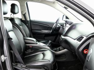Pelēks Fiat Freemont 2014 Tallina, ar dzinēja tilpumu 2.00 L un nobraukumu 246 tūkst. km par 1599 €, foto 7 vietnē AUTOMOTO.COM.LV