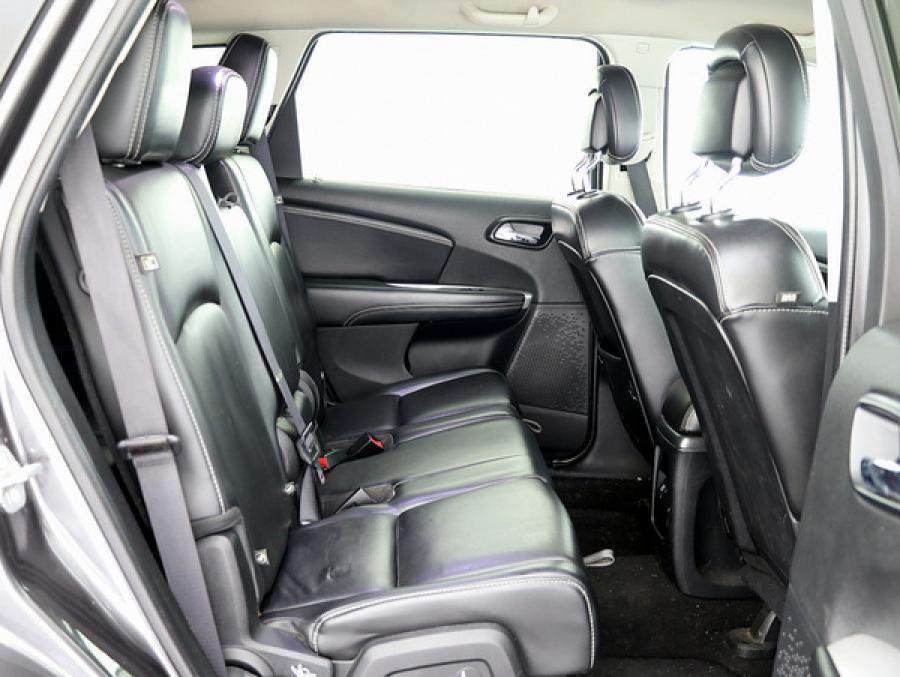 Pelēks Fiat Freemont 2014 Tallina, ar dzinēja tilpumu 2.00 L un nobraukumu 246 tūkst. km par 1599 €, foto 8 vietnē AUTOMOTO.COM.LV