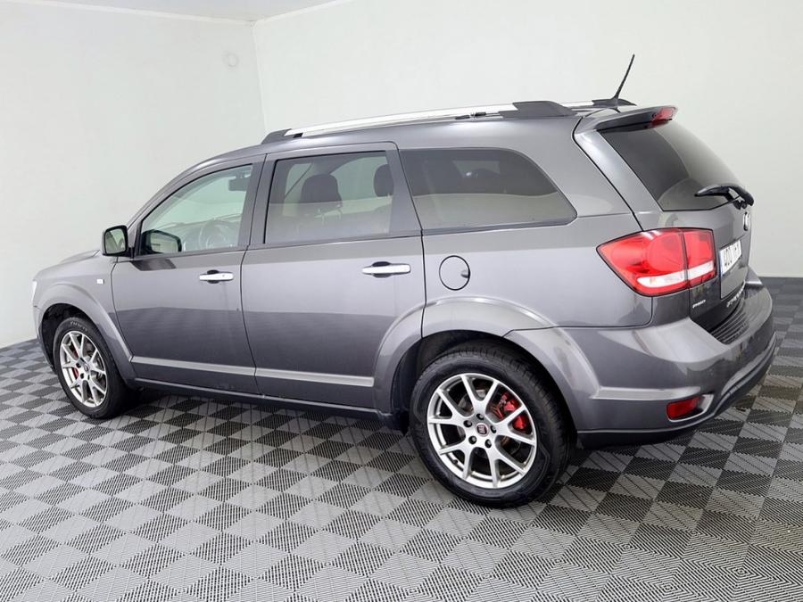 Pelēks Fiat Freemont 2014 Tallina, ar dzinēja tilpumu 2.00 L un nobraukumu 246 tūkst. km par 1599 €, foto 13 vietnē AUTOMOTO.COM.LV