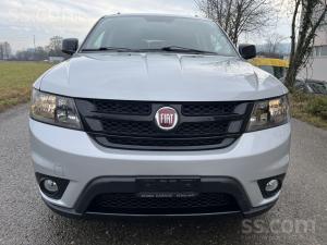 Fiat Freemont 2015 Rīga, ar dzinēja tilpumu 2.00 L un nobraukumu 135 tūkst. km par 7900 €, foto 15 vietnē AUTOMOTO.COM.LV