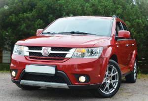 Sarkans Fiat Freemont 2012 Klaipėda, ar dzinēja tilpumu 1.96 L un nobraukumu 240 tūkst. km par 5850 €, foto  vietnē AUTOMOTO.COM.LV