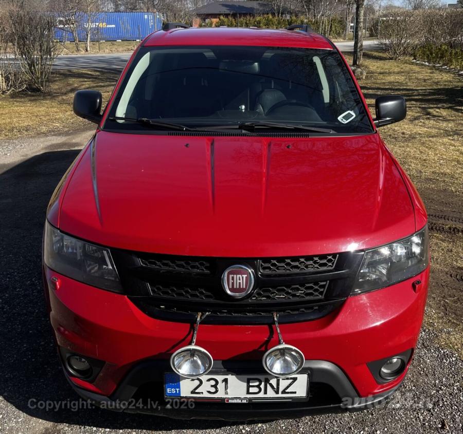 Red Fiat Freemont 2015 in Tallinn, with an engine capacity of 2.00 L and mileage of 202 thousand km for 6999 €, photo 2 on AUTOMOTO.COM.LV