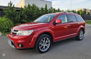 Sarkans Fiat Freemont 2016 Viļņa, ar dzinēja tilpumu 1.96 L un nobraukumu 211 tūkst. km par 7800 €, foto 8 vietnē AUTOMOTO.COM.LV