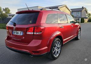 Sarkans Fiat Freemont 2016 Viļņa, ar dzinēja tilpumu 1.96 L un nobraukumu 211 tūkst. km par 7800 €, foto 11 vietnē AUTOMOTO.COM.LV