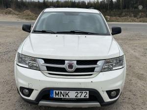 Balts Fiat Freemont 2012 Viļņa, ar dzinēja tilpumu 1.96 L un nobraukumu 242 tūkst. km par 5200 €, foto 3 vietnē AUTOMOTO.COM.LV