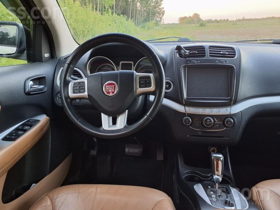 Balts Fiat Freemont 2013 Rīga, ar dzinēja tilpumu 2.00 L un nobraukumu 167 tūkst. km par 4390 €, foto 6 vietnē AUTOMOTO.COM.LV