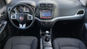 White Fiat Freemont 2013 in Marijampole, with an engine capacity of 2.00 L and mileage of 186 thousand km for 6000 €, photo 12 on AUTOMOTO.COM.LV