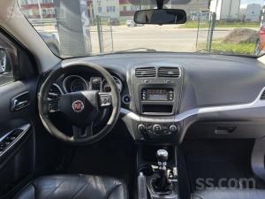 Balts Fiat Freemont 2013 Talsi, ar dzinēja tilpumu 2.00 L un nobraukumu 271 tūkst. km par 5300 €, foto 8 vietnē AUTOMOTO.COM.LV