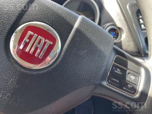 Balts Fiat Freemont 2013 Talsi, ar dzinēja tilpumu 2.00 L un nobraukumu 271 tūkst. km par 5300 €, foto 16 vietnē AUTOMOTO.COM.LV