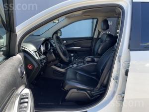Balts Fiat Freemont 2013 Talsi, ar dzinēja tilpumu 2.00 L un nobraukumu 271 tūkst. km par 5300 €, foto 20 vietnē AUTOMOTO.COM.LV