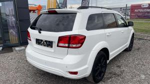 Balts Fiat Freemont 2013 Marijampole, ar dzinēja tilpumu 1.96 L un nobraukumu 19 tūkst. km par 5490 €, foto 12 vietnē AUTOMOTO.COM.LV