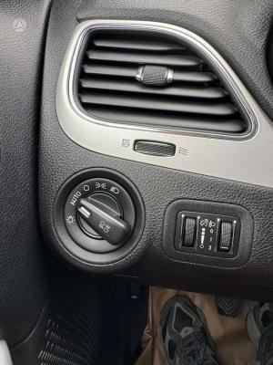 White Fiat Freemont 2013 in Telschi, with an engine capacity of 1.96 L and mileage of 265 thousand km for 4499 €, photo 34 on AUTOMOTO.COM.LV