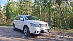 Balts Fiat Freemont 2015 Tallina, ar dzinēja tilpumu 2.00 L un nobraukumu 255 tūkst. km par 5500 €, foto 3 vietnē AUTOMOTO.COM.LV