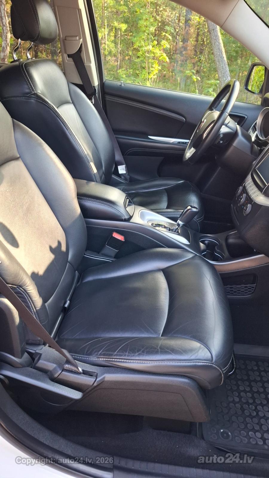 Balts Fiat Freemont 2015 Tallina, ar dzinēja tilpumu 2.00 L un nobraukumu 255 tūkst. km par 5500 €, foto 10 vietnē AUTOMOTO.COM.LV