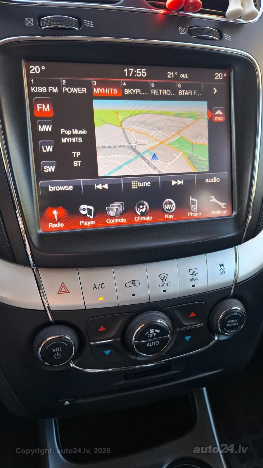Balts Fiat Freemont 2015 Tallina, ar dzinēja tilpumu 2.00 L un nobraukumu 255 tūkst. km par 5500 €, foto 25 vietnē AUTOMOTO.COM.LV