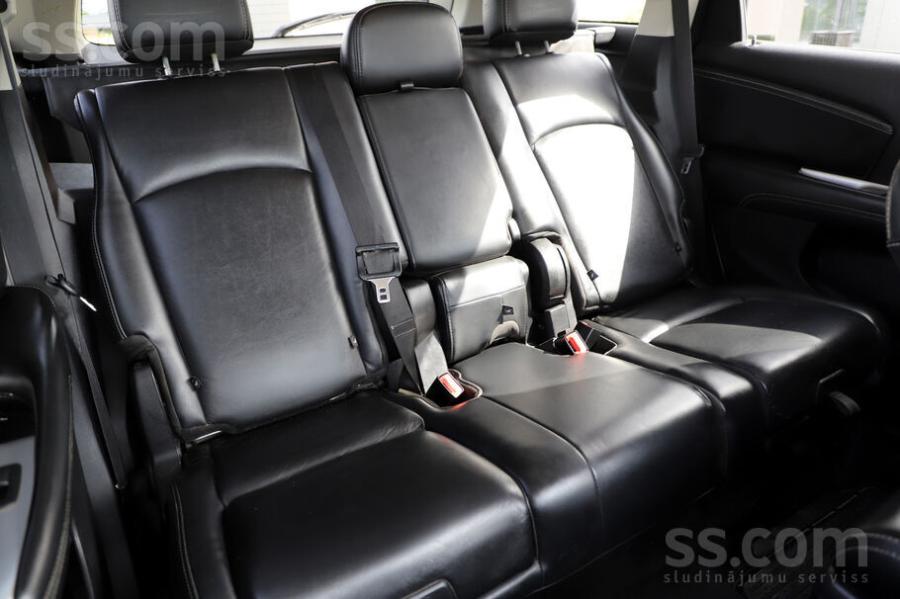Balts Fiat Freemont 2012 Tukums, ar dzinēja tilpumu 2.00 L un nobraukumu 262 tūkst. km par 3990 €, foto 8 vietnē AUTOMOTO.COM.LV