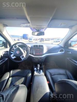 Balts Fiat Freemont 2013 Daugavpils, ar dzinēja tilpumu 2.00 L un nobraukumu 268 tūkst. km par 6499 €, foto 14 vietnē AUTOMOTO.COM.LV