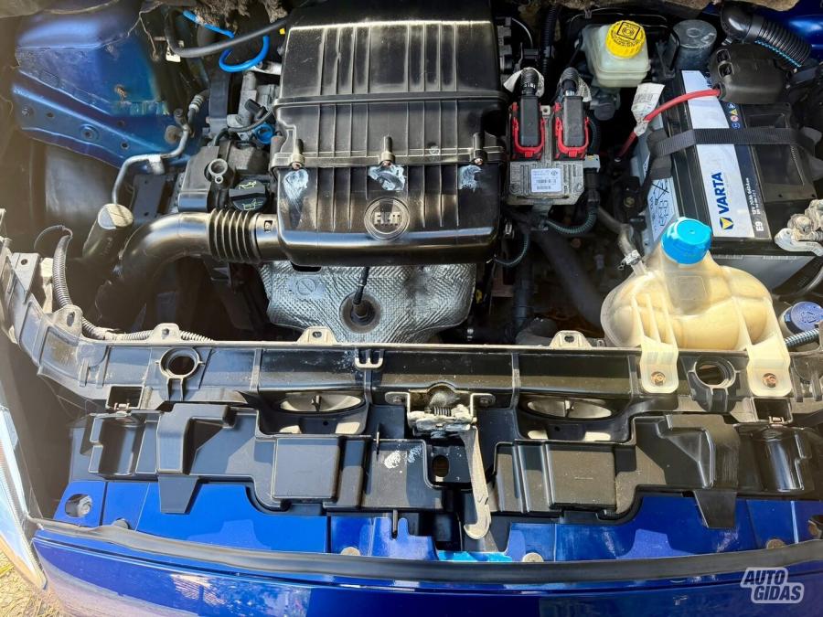 Blue Fiat Grande Punto 2007 in Marijampole, with an engine capacity of 1.40 L and mileage of 261 thousand km for 1650 €, photo 16 on AUTOMOTO.COM.LV