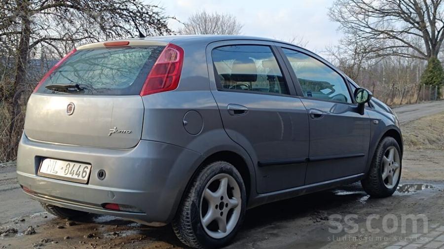 Pelēks Fiat Grande Punto 2008 Aizkraukle, ar dzinēja tilpumu 1.40 L un nobraukumu 285 tūkst. km par 2200 €, foto 3 vietnē AUTOMOTO.COM.LV