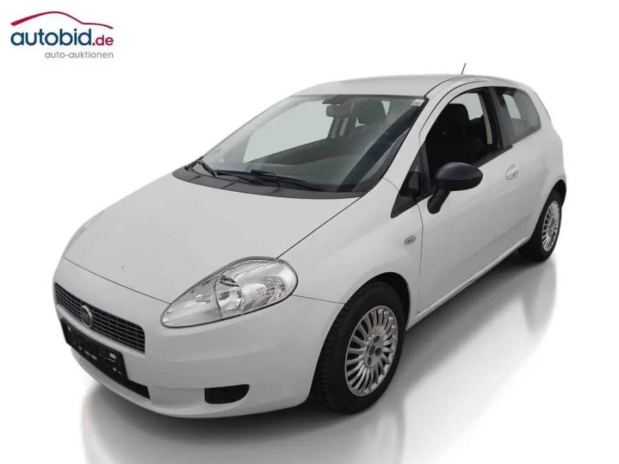 White Fiat Grande Punto 2008 in Limbazi, with an engine capacity of 1.40 L and mileage of 94 thousand km for 2550 €, photo 1 on AUTOMOTO.COM.LV
