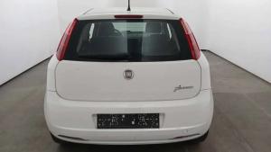 White Fiat Grande Punto 2008 in Limbazi, with an engine capacity of 1.40 L and mileage of 94 thousand km for 2550 €, photo 6 on AUTOMOTO.COM.LV