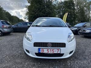 White Fiat Grande Punto 2008 in Limbazi, with an engine capacity of 1.40 L and mileage of 94 thousand km for 2550 €, photo 3 on AUTOMOTO.COM.LV
