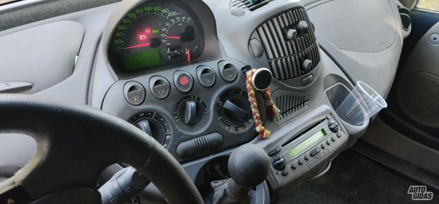 Fiat Multipla 2005 Klaipėda, ar dzinēja tilpumu 1.90 L un nobraukumu 300 tūkst. km par 2100 €, foto 5 vietnē AUTOMOTO.COM.LV