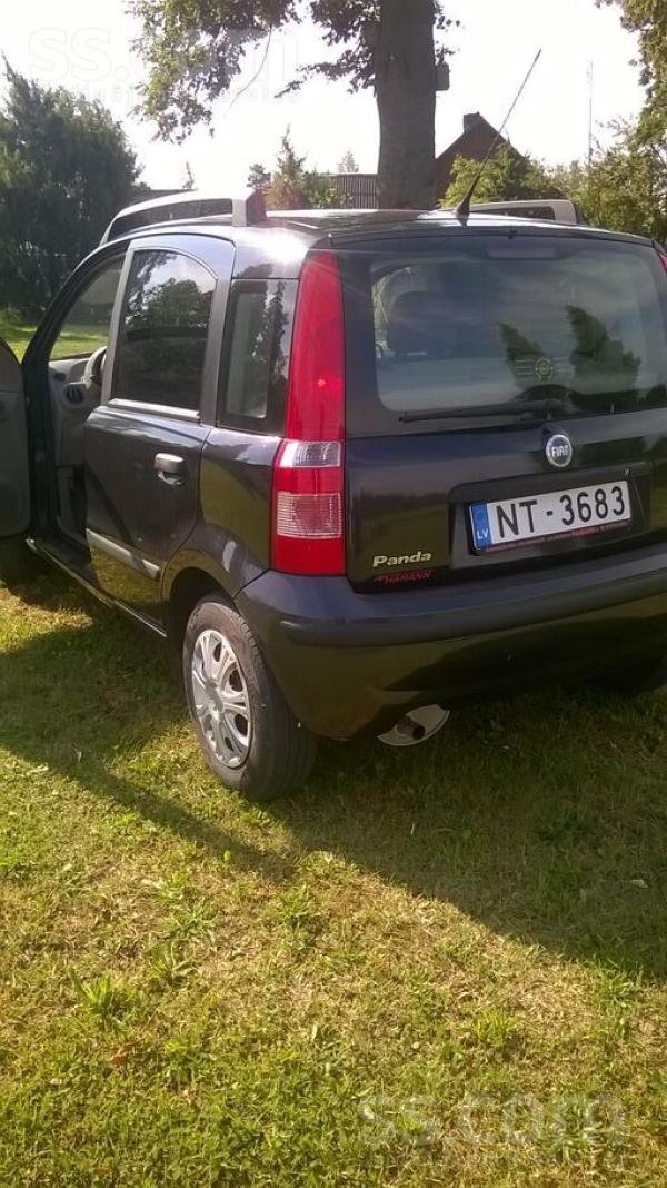 Black Fiat Panda 2003 in Jelgava, with an engine capacity of 1.20 L and mileage of 160 thousand km for 2800 €, photo 4 on AUTOMOTO.COM.LV